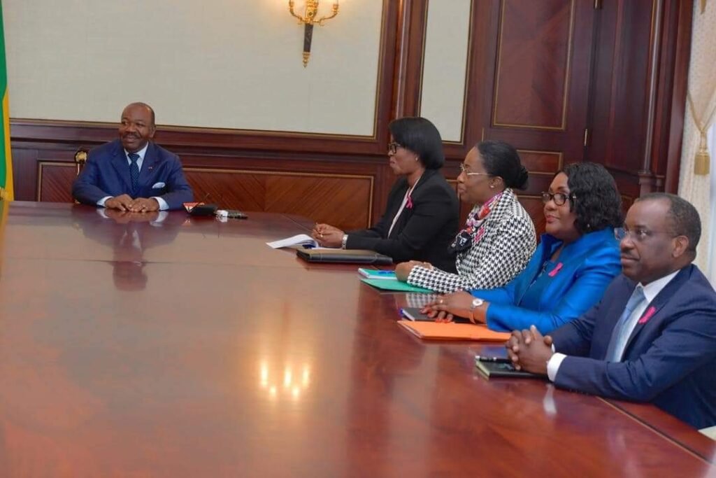 Fédération des Entreprises du Gabon : Henry-Claude Oyima et Christian ...